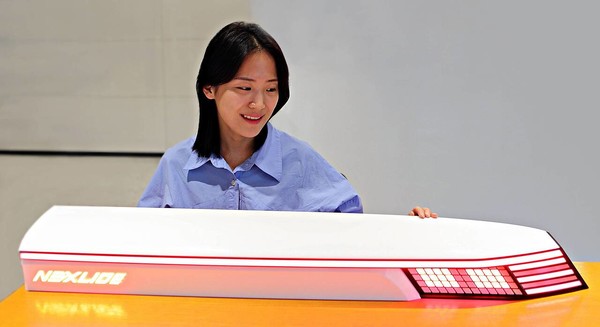 LG이노텍, 차량용 플렉시블 입체 조명 '넥슬라이드-M' 출시